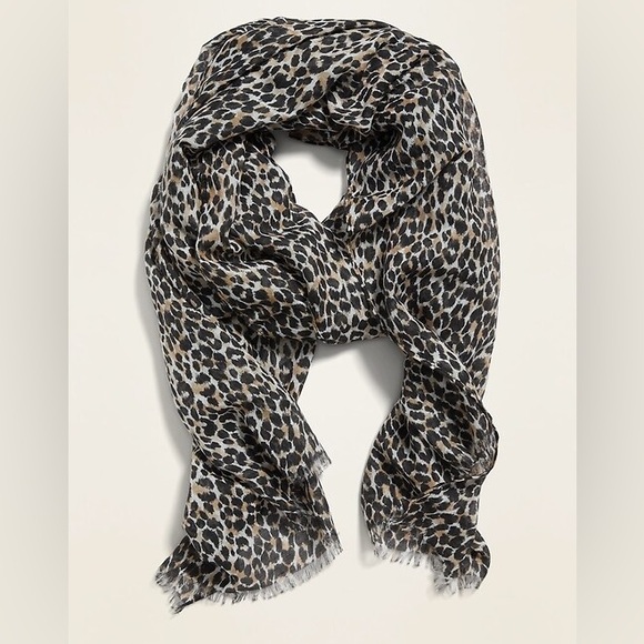 Old Navy | Accessories | Old Navy Leopard Print Lightweight Gauze Scarf ...